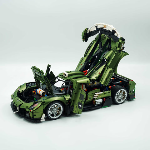 1: 8 Koenigsegg JESKO Supercar with Remote Control, Electric Doors and ...