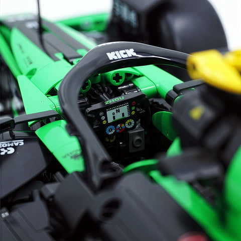 1: 8 KICK Sauber F1 Team C44, Officially Licensed Model (2553 PCS ...
