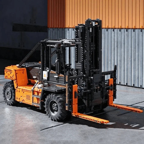 THE ULTIMATE STACKER (4578 PCS) | BAV BRICK