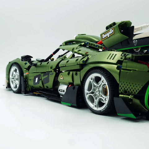 1: 8 Koenigsegg JESKO Supercar with Remote Control, Electric Doors and ...