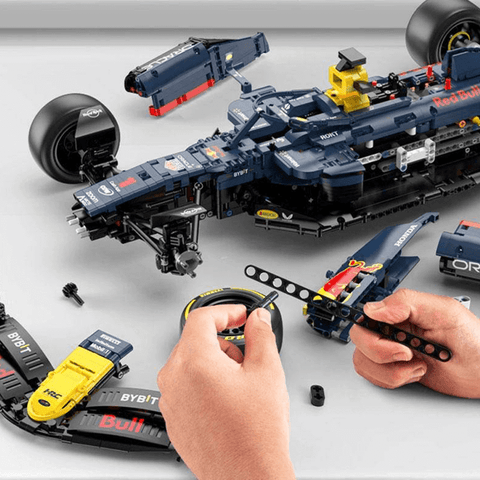 Ultimate Oracle Red Bull R819 F1 Racing (2463 Pcs) | BAV BRICK